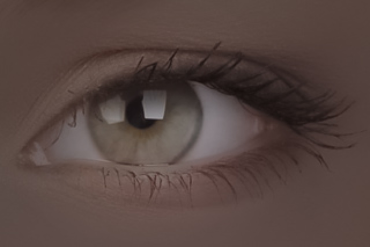 ColourVue Glow Lenses - Electric Blue 2 Pack Yearly Disposable Contact ...